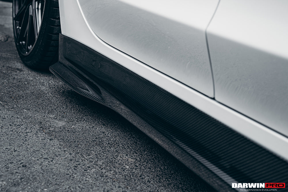 Faldones laterales de fibra de carbono IMP Performance para el modelo 3 ...